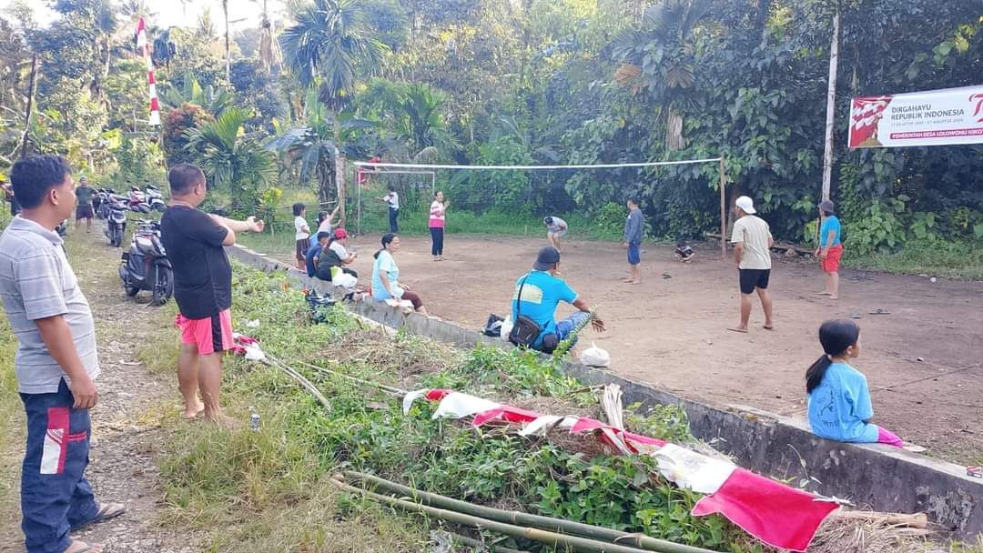 Sambut HUT RI, Desa Lolowono Niko'otano Gotong Royong Pasang Umbul ... Sambut HUT RI, Desa Lolowono Niko'otano Gotong Royong Pasang Umbul ...